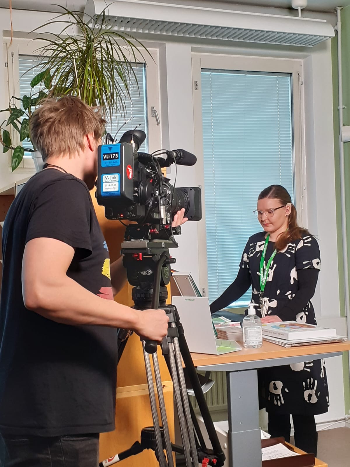 Kamera käy! Paikka auki -ohjelman ja Kuulovammaisten Lasten Vanhempien ...